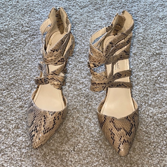Anne Michelle | Shoes | Anne Michelle Snake Print Heels | Poshmark